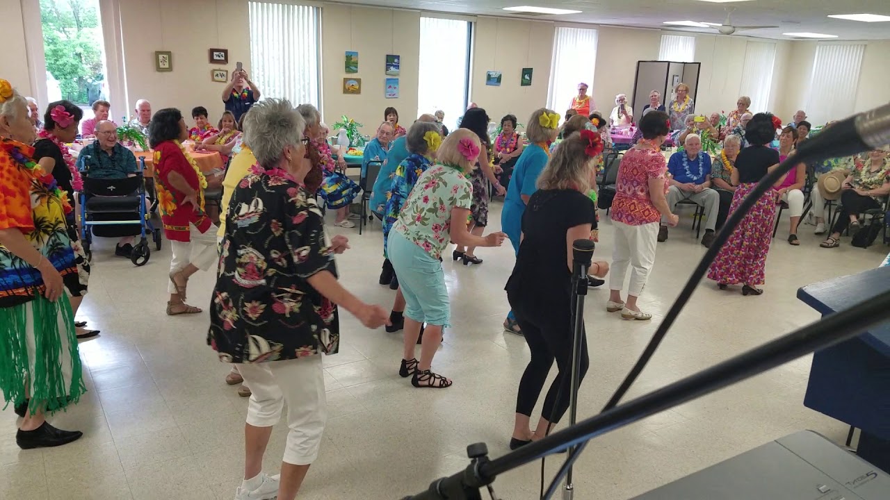 The Edizon Dayao Tropical Senior Show - YouTube