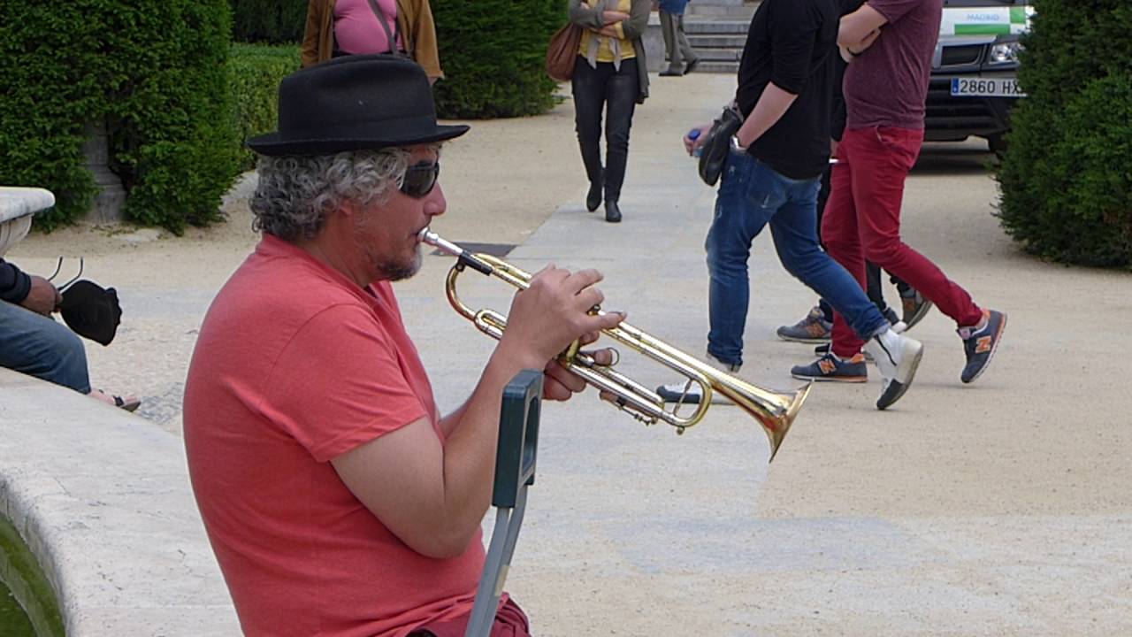 "Blue Bossa", street trumpet player in Madrid, with Wallace Coleman ...