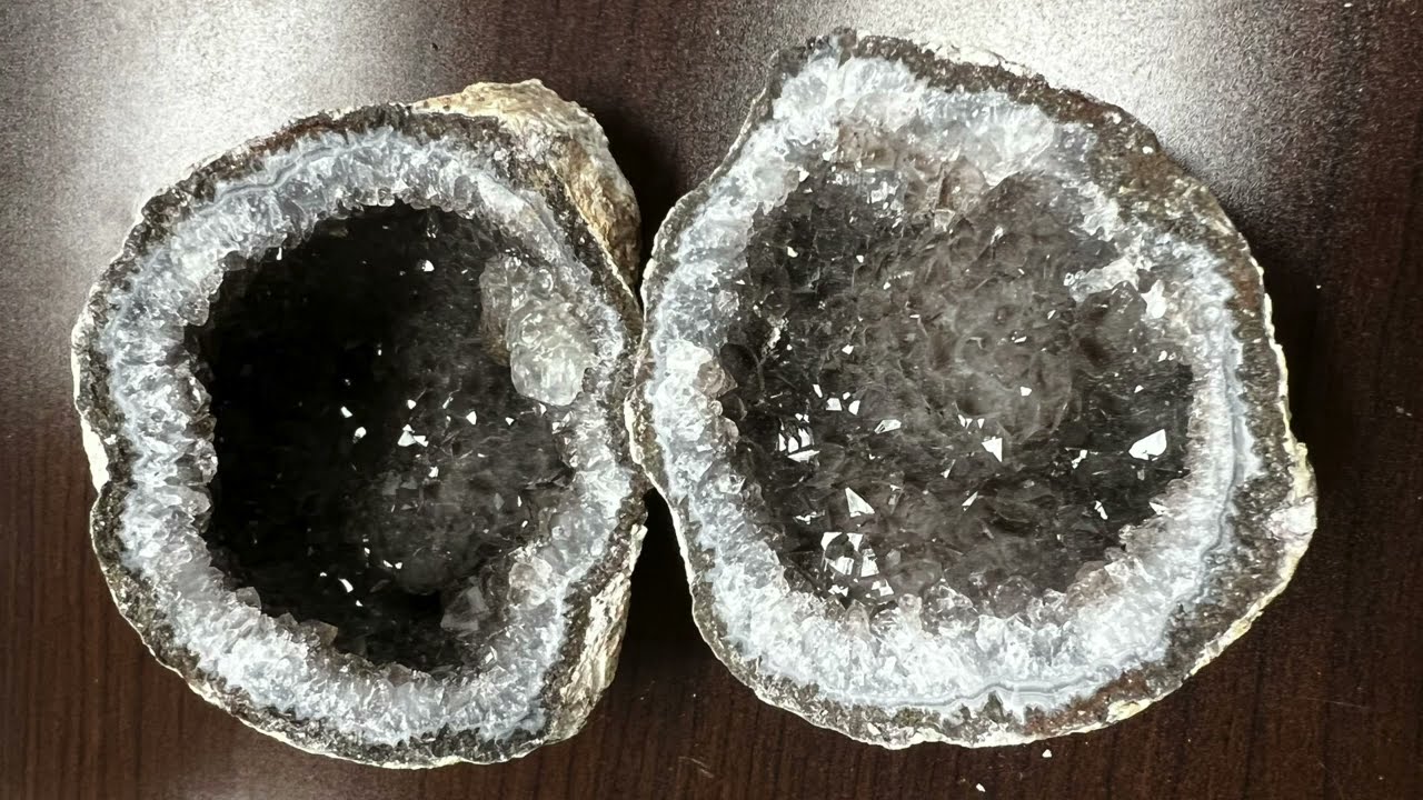 Geode - RMF Collection. Oklahoma Geological Foundation. - YouTube