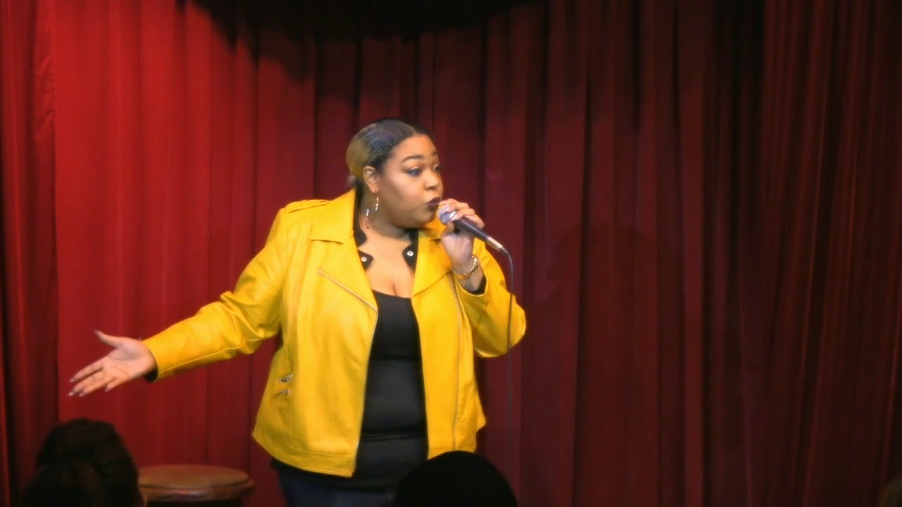 Stand Up Comedy Newbie Shari - YouTube