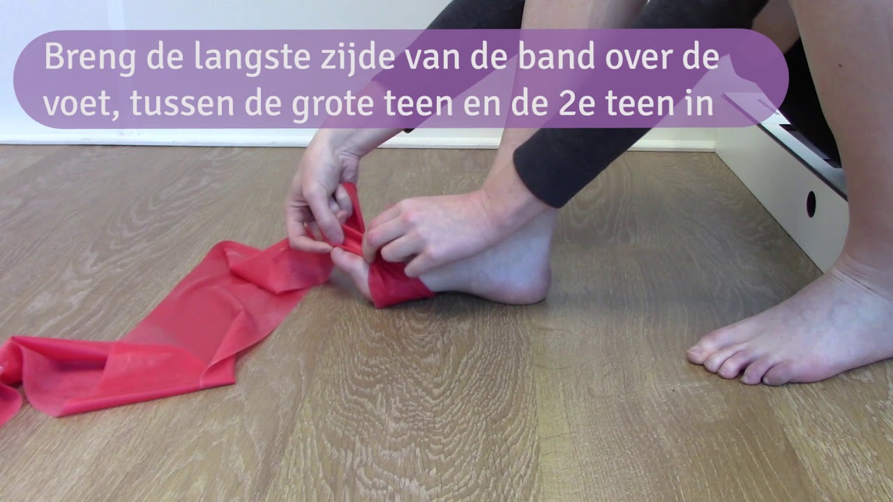 Oefening 2: 1e straal met theraband - YouTube