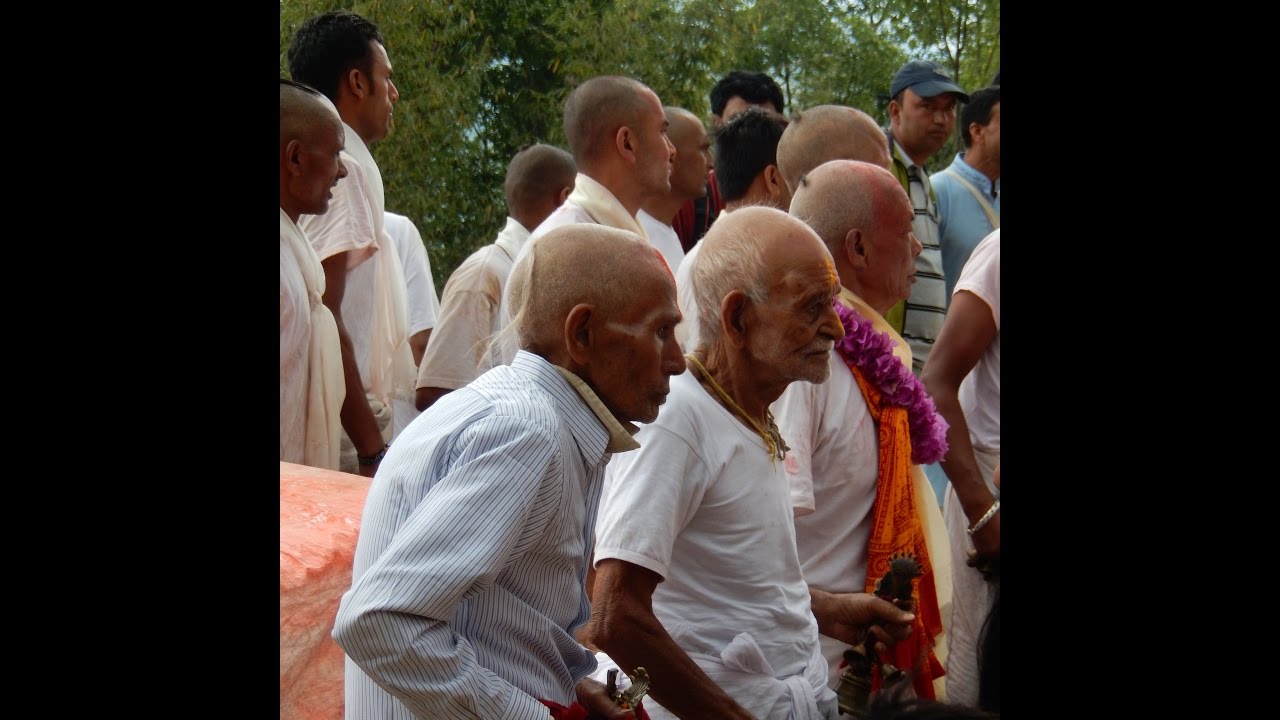 Kul Pooja of Khaptadi Basnet : 'Dewali' खप्तडी बस्नेतहरुको कुल पूजा ...