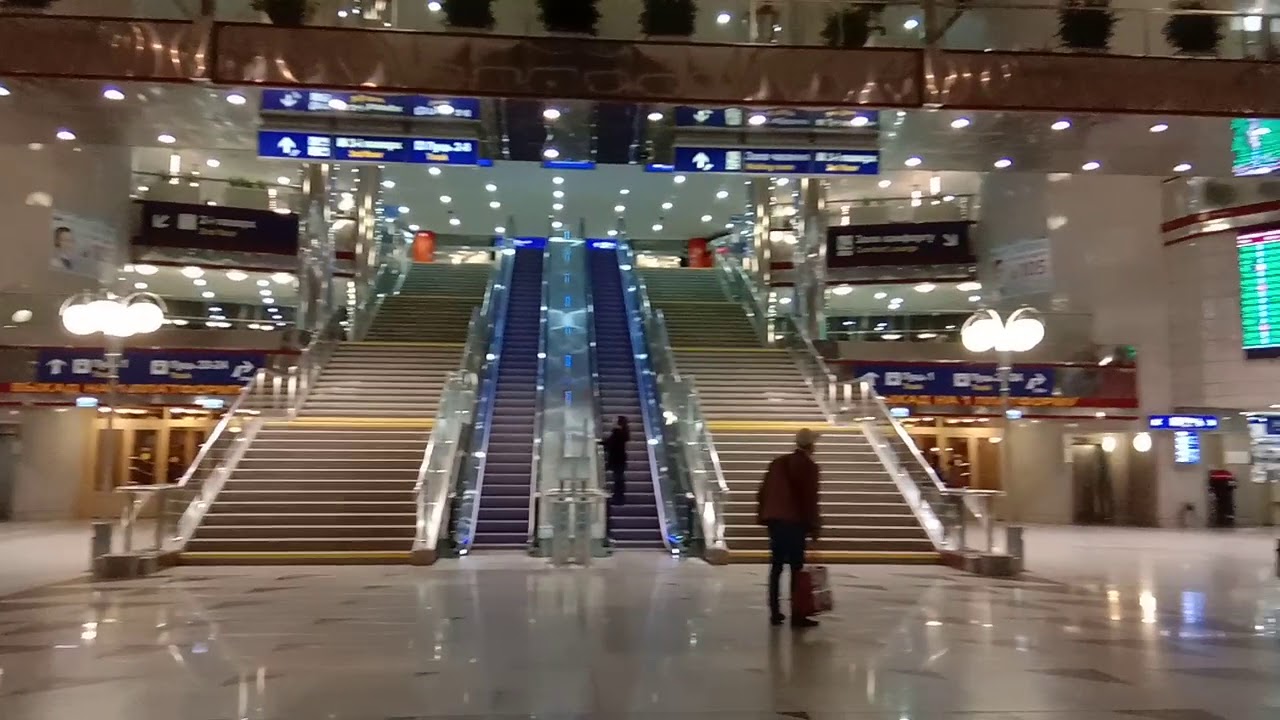 Железнодорожный вокзал в Минске - YouTube