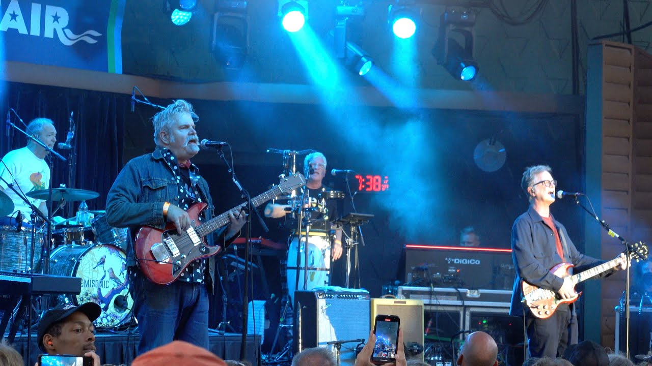 SEMISONIC - F.N.T. (Live) Minnesota State Fair - Leinie's Lodge ...