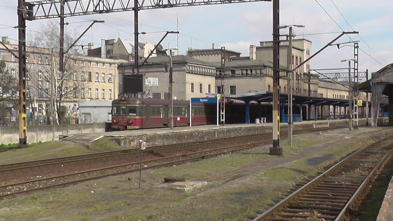 BYTOM dworzec PKP - EN57-695 KŚ relacji Katowice - Lubliniec - YouTube
