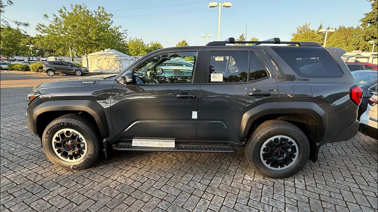 Toyota Build Quality has fallen off 2025 Toyota 4Runner ROLLS into ...