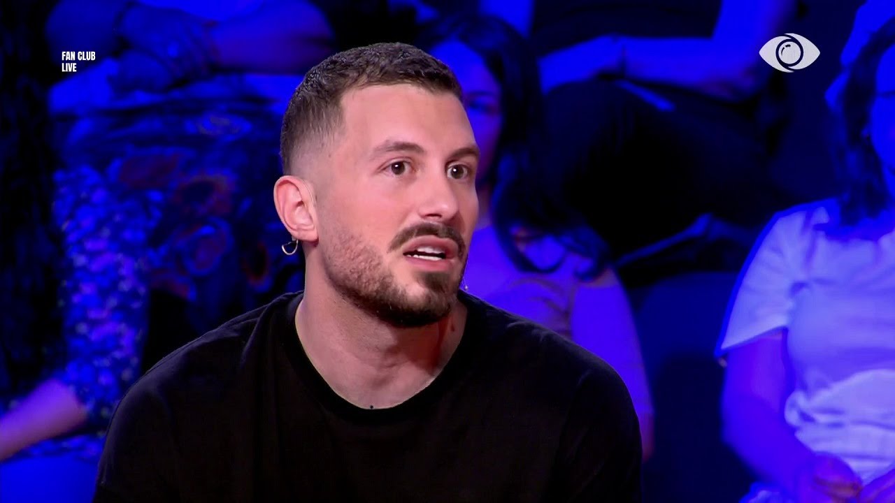 Donaldi kritikon lojën e Julit: Ka përmendur familjarë! Mario Deda i ...