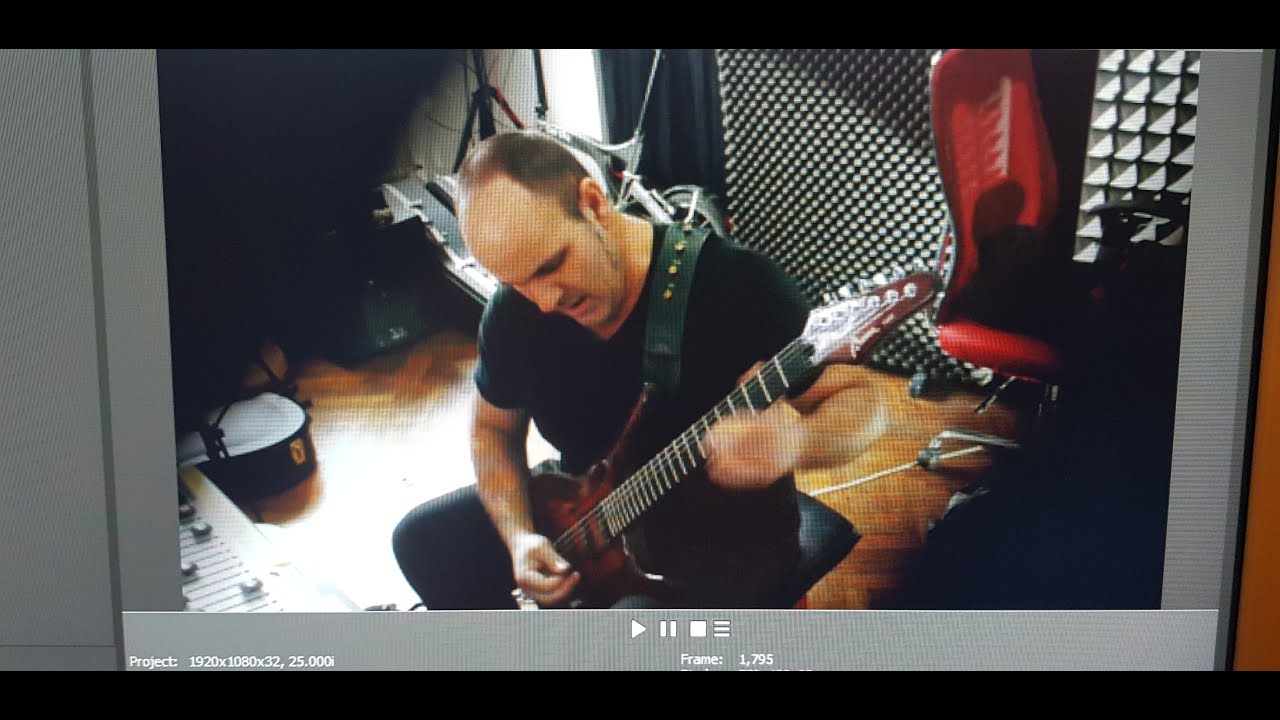 Horea Silvio Crisovan Manne guitar Mezzabarba amp - YouTube