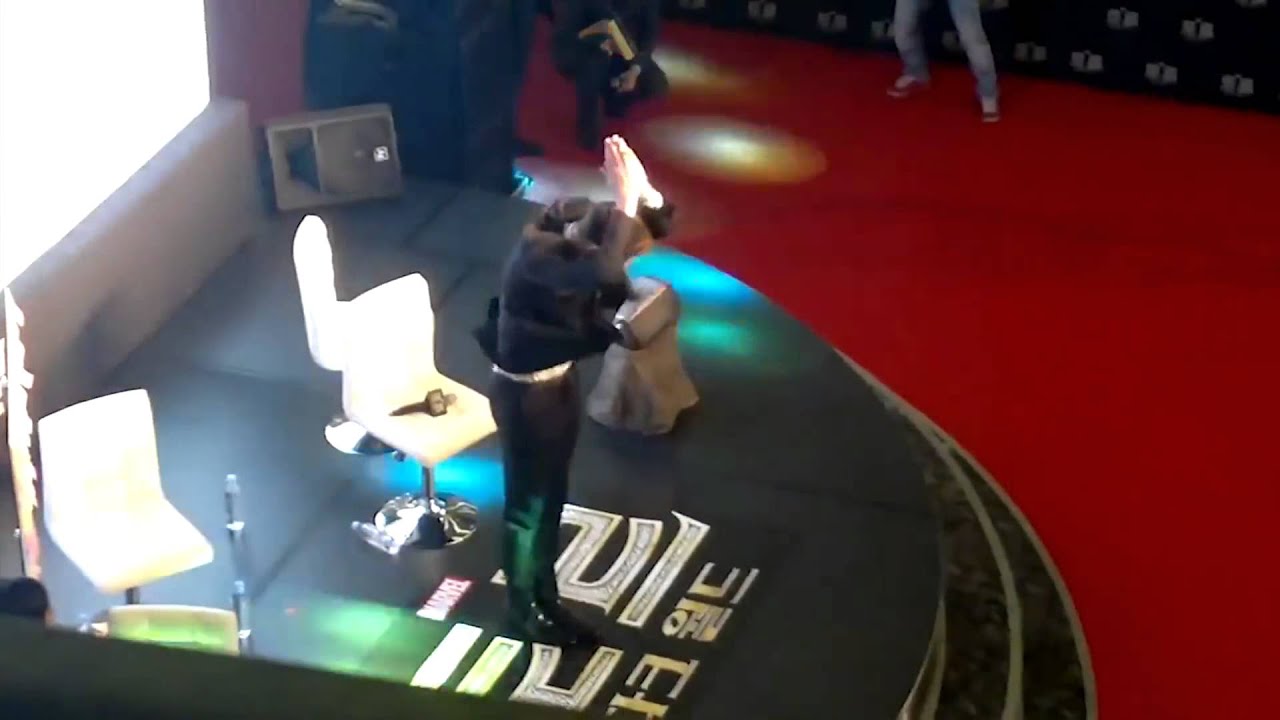 The Tom Hiddleston Loki Dance in Korea every version - YouTube