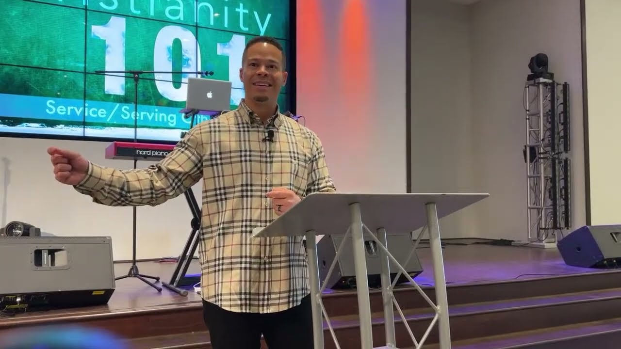 Serving Others - Pastor David S. Winston - YouTube