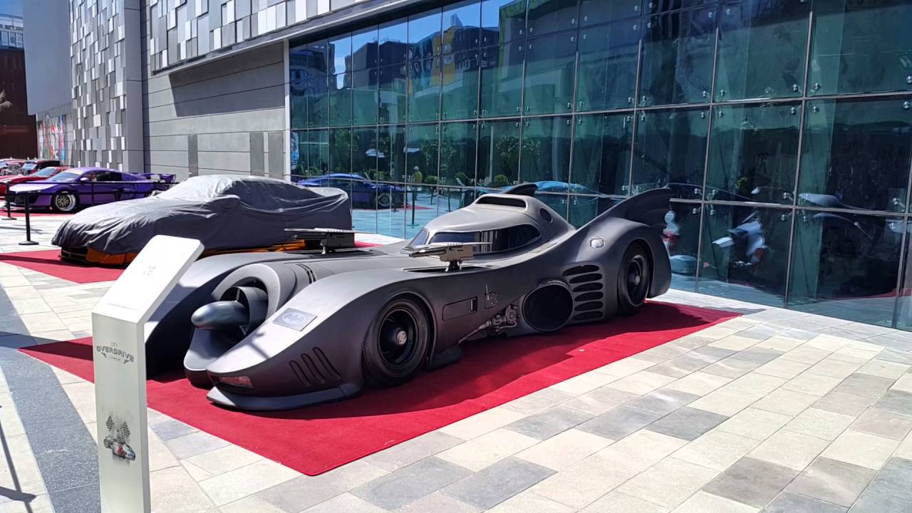 Batmobile from the Batman Movie (1989) in Dubai - YouTube