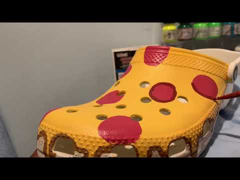 custom pizza crocs🎨🖌️ - YouTube
