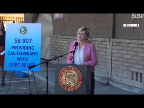 Sen. Cathleen Galgiani, D-Stockton, introduces SB907 at the Housing ...