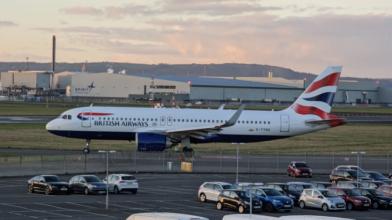 British Airways (G-TTNS) : Airbus A320-251N : taking off from Belfast ...