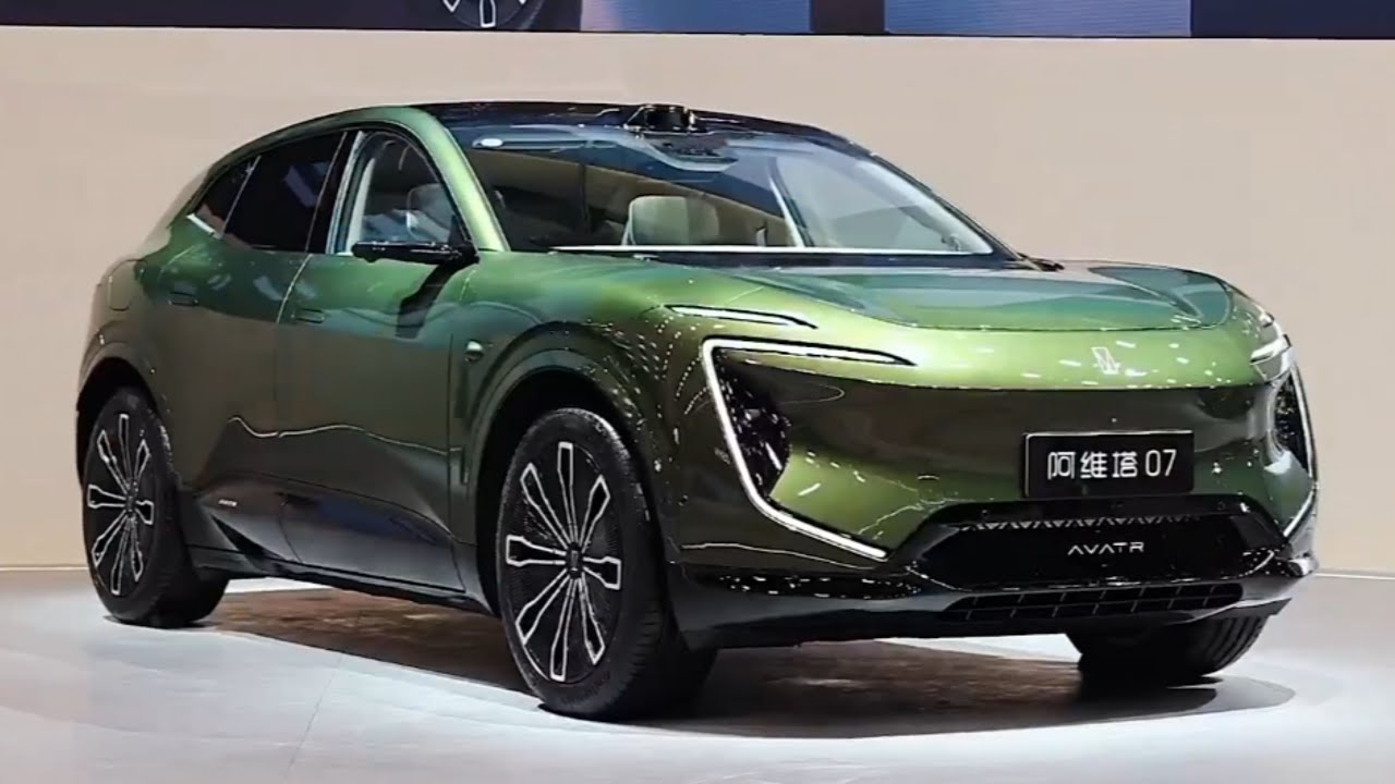Top 3 Reasons AVATR 07 Is The BEST Hybrid SUV Combo - YouTube