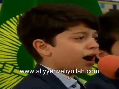 Sinezen Okurken Göz Yaşlarına Boğulan Çocuk