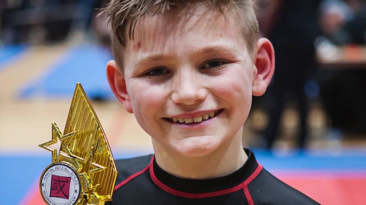 Combat Sports Academy's Oliver Thackray competing in nogi at MAASIF on ...
