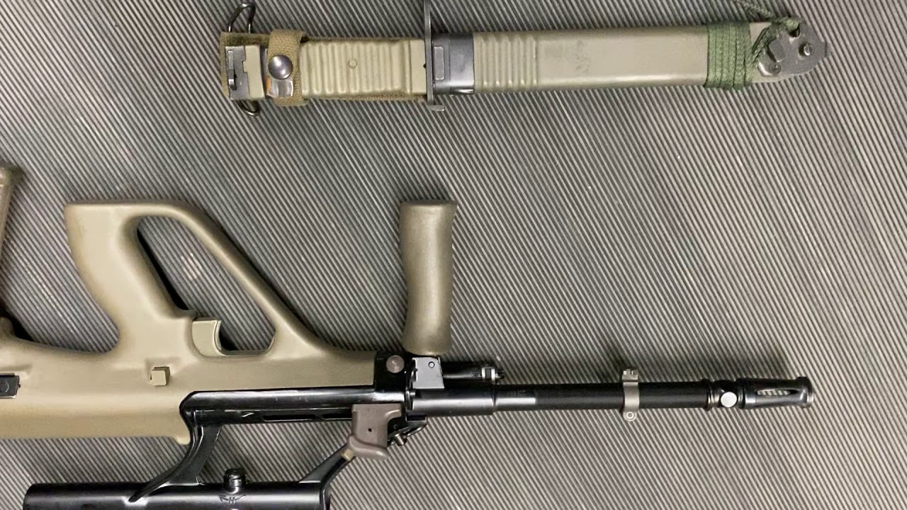 Steyr AUG STG-77 - YouTube