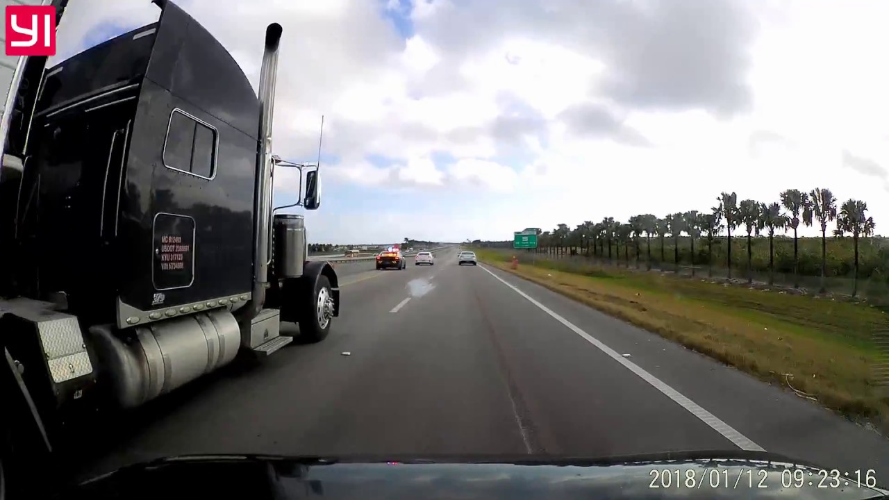 Left Lane Hog hopefully gets a $143 ticket. - YouTube