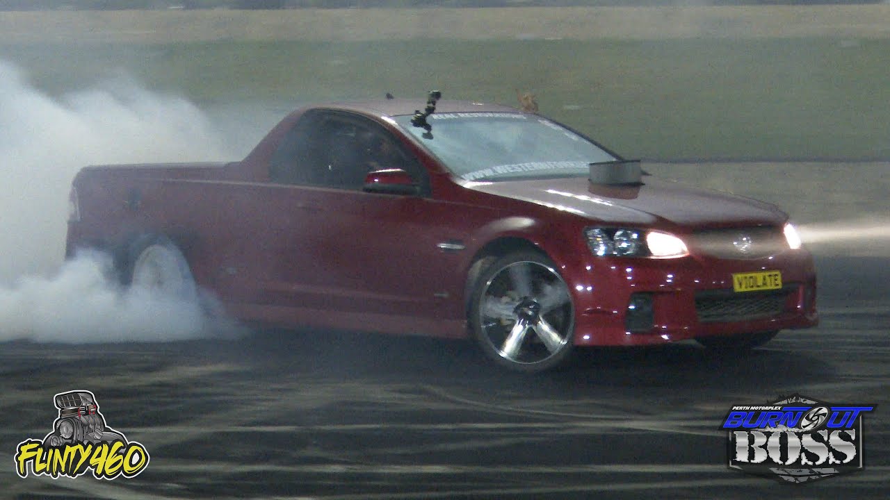 VE COMMODORE "VIOLATE" AT BURNOUT BOSS - YouTube