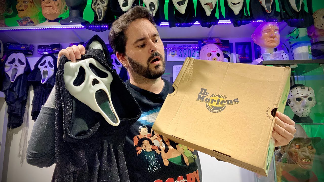 Unboxing Screen accurate Ghostface boots? That’s right! I got the real ...