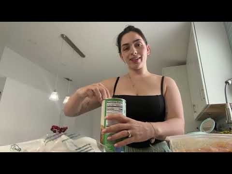 Hariel Ferrari | MAKING BREADED CHICKEN 🍗 