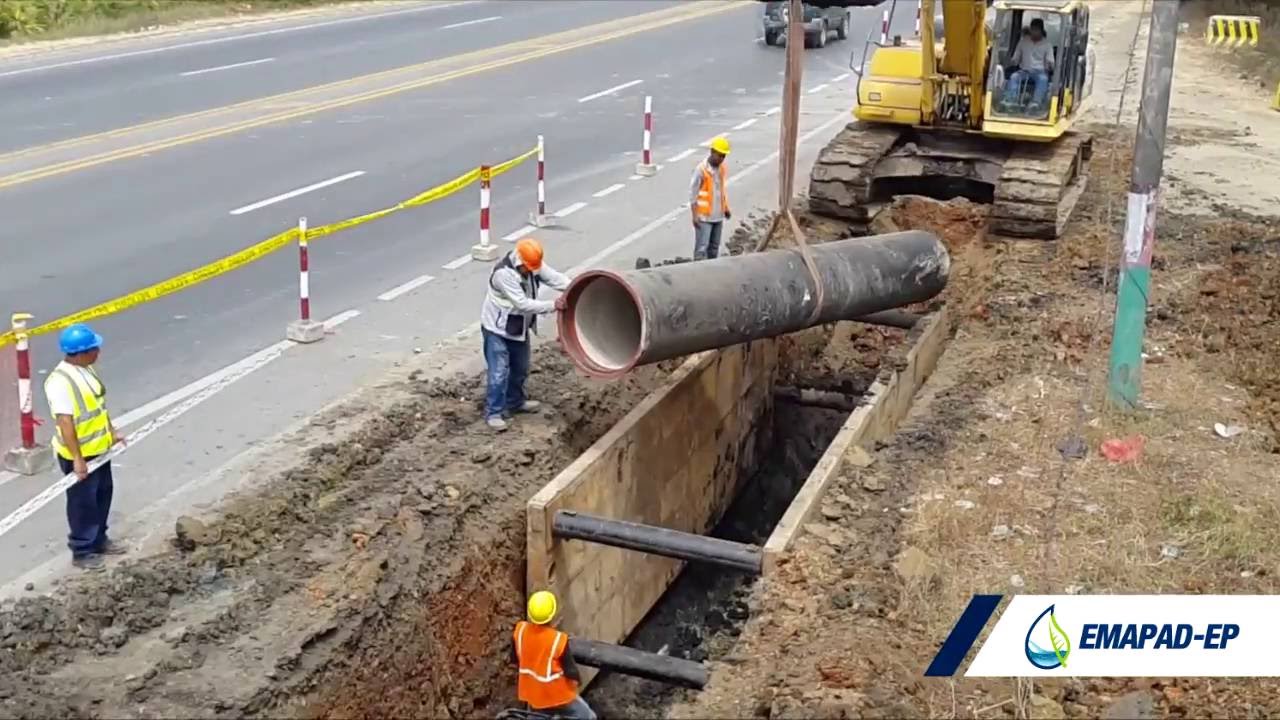 Instalación de tubería en vía E49 - Obra Agua para Durán - YouTube