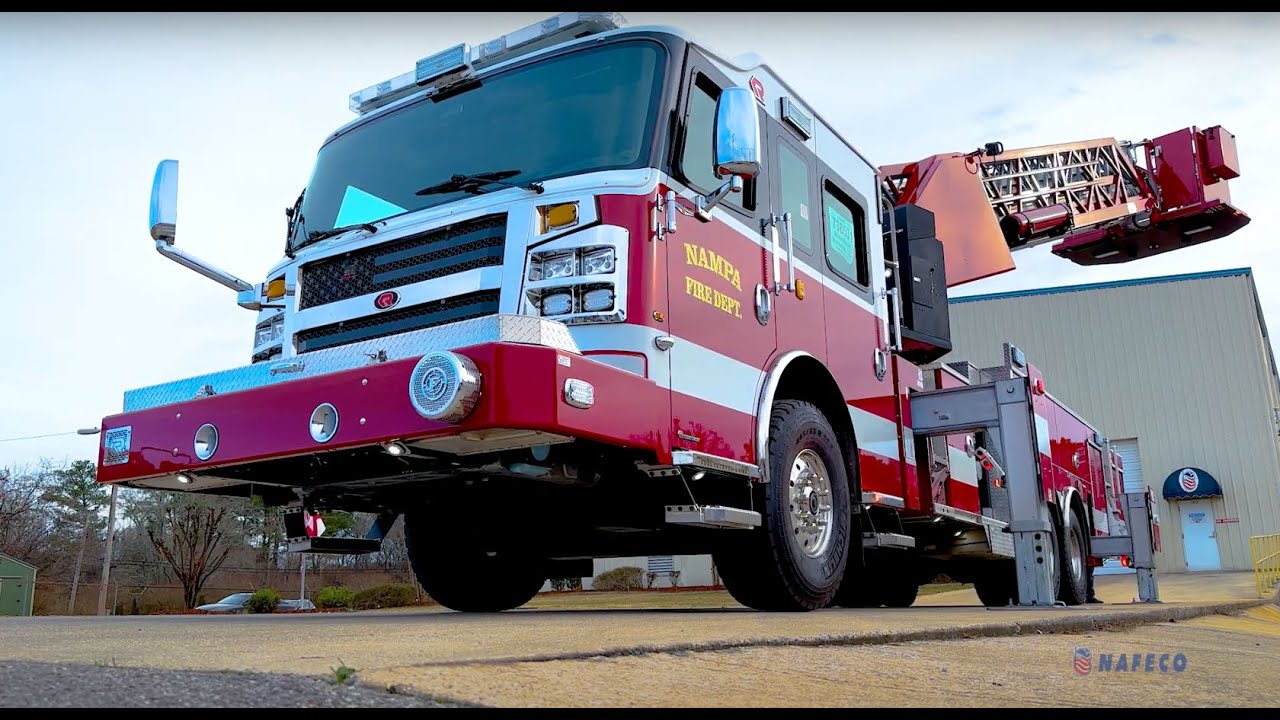 Rosenbauer 100’ Mid-Mount Cobra Platform - Walkaround - YouTube