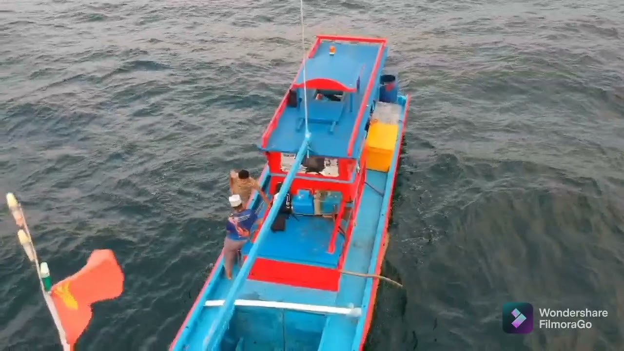 Bot Nelayan Kuala Kedah - YouTube