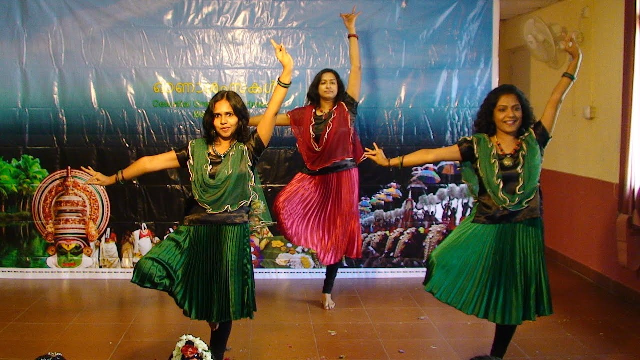 Vijana Surabhi Dance Performance - Onam 2013 @ CG - YouTube