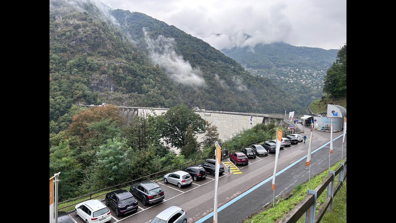 007 Goldeneye Contra Dam Bungee Jump (Footage from Top) - YouTube