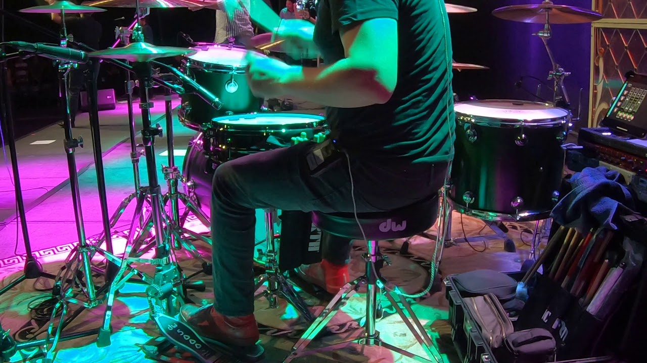 VEN VEN VEN ( ISRAEL TOVAR ON DRUMS ) - YouTube