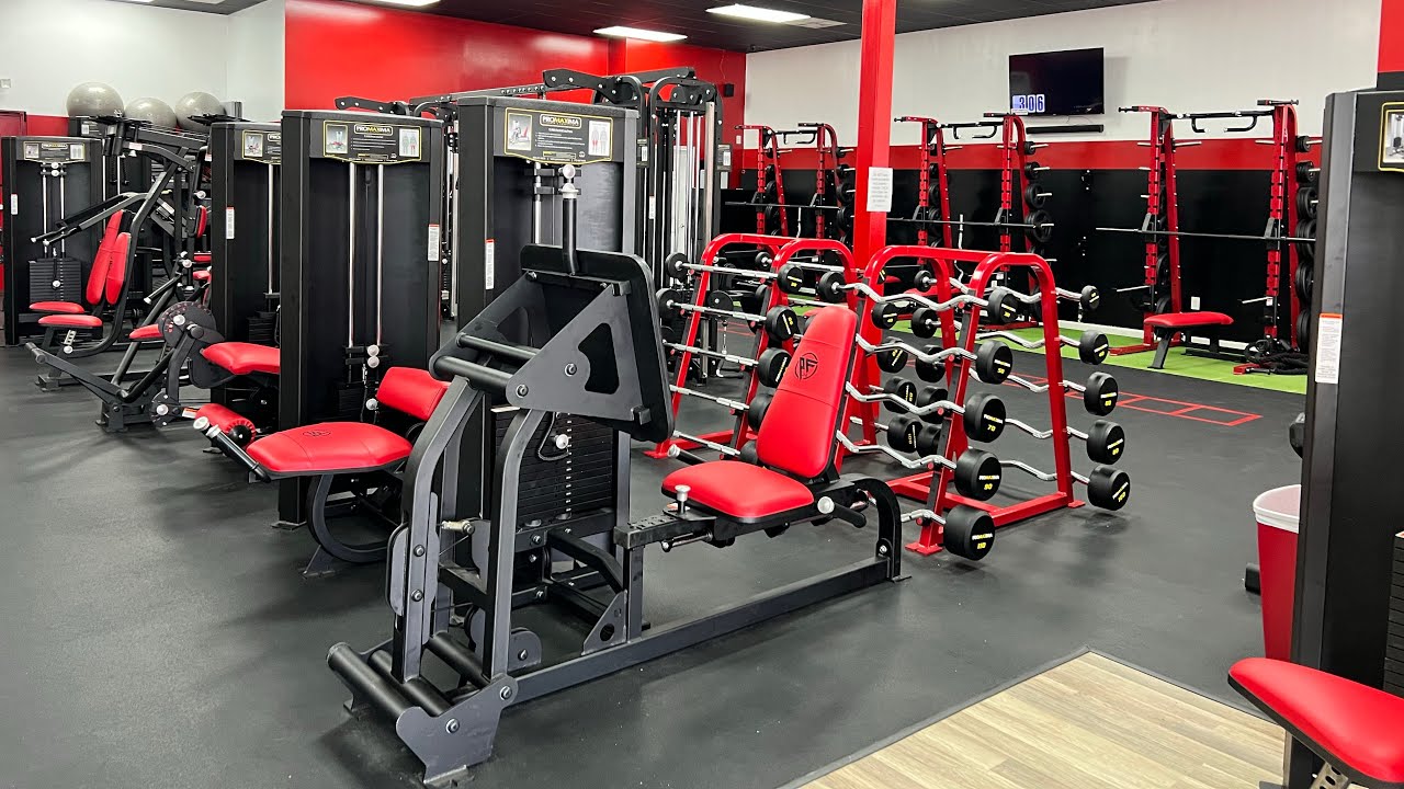 Full virtual tour of Pro Fit 24 Gym - YouTube