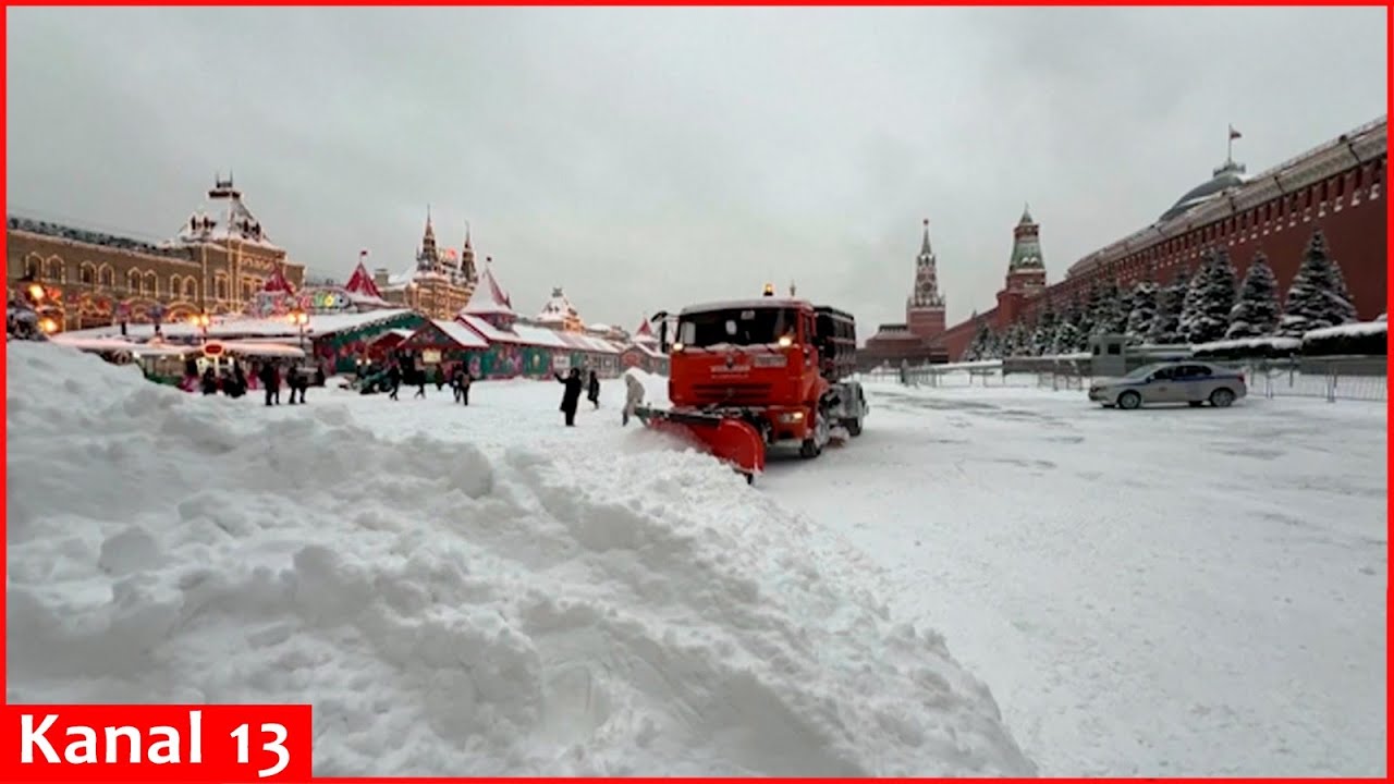 Blizzards sweep across Russia bringing massive snow falls - YouTube