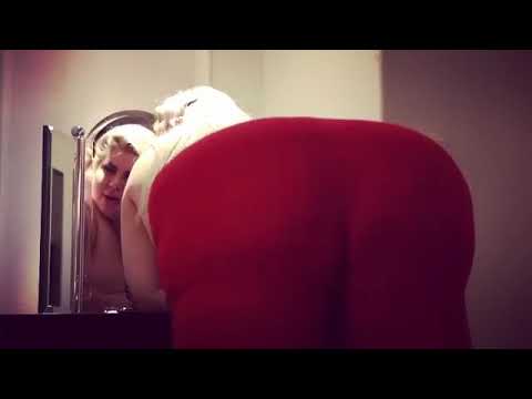 Natasha Crown big booty