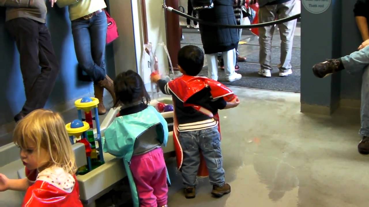 Iris Ahn 안규리 - Children's Discovery Museum 2 - YouTube