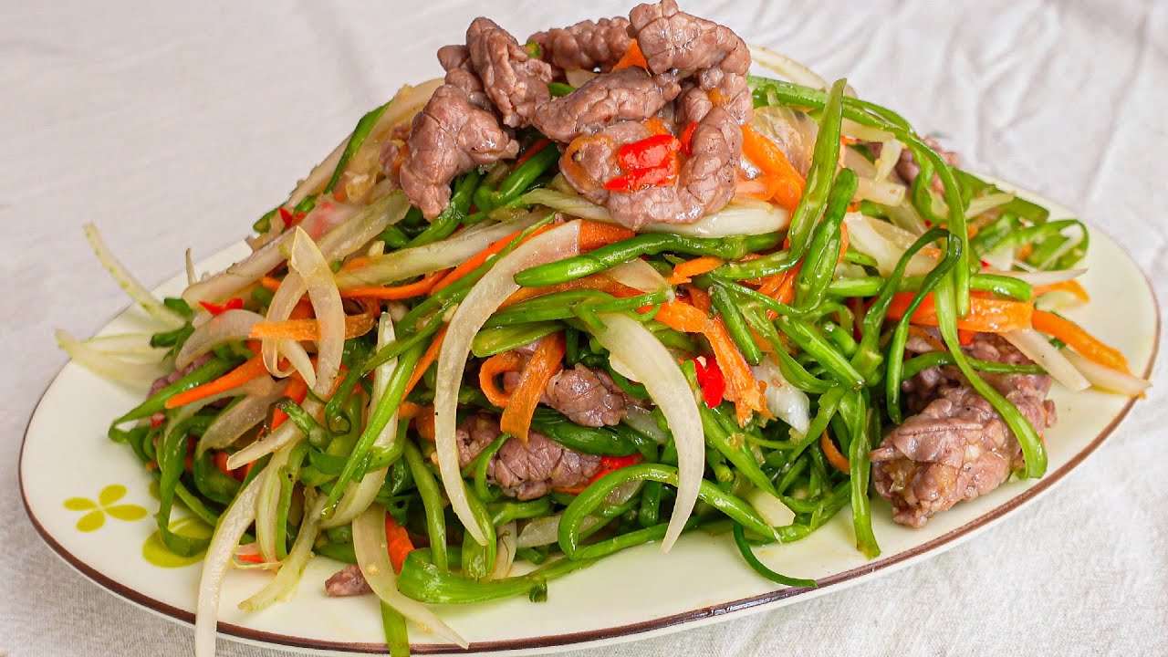 Only This Sweet And Tangy Beef & Water Spinach Salad Could Make Me Fall ...