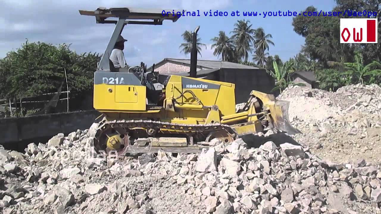The Power Of The Bulldozer Komatsu D21A - YouTube