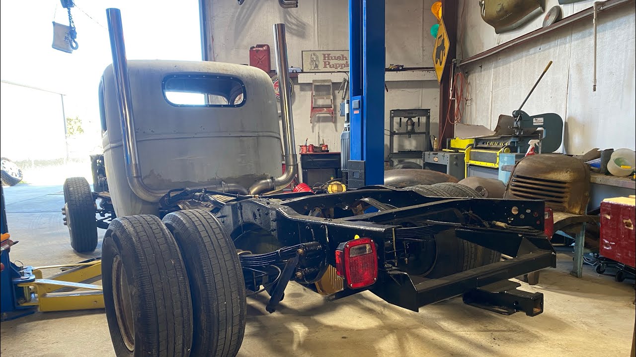 Johnny Cash Cummins powered 1940 hotrod truck- 3" drop shackles, rear ...