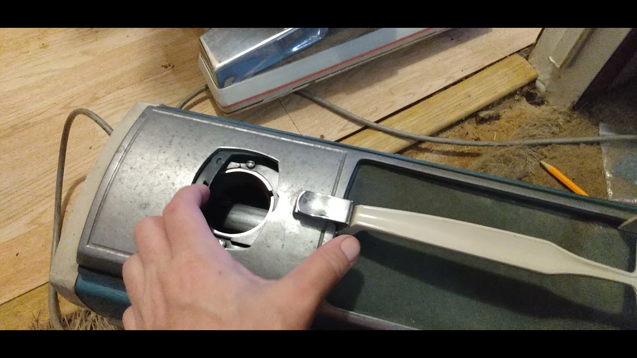 Electrolux 1205 (1973) Canister vacuum - YouTube