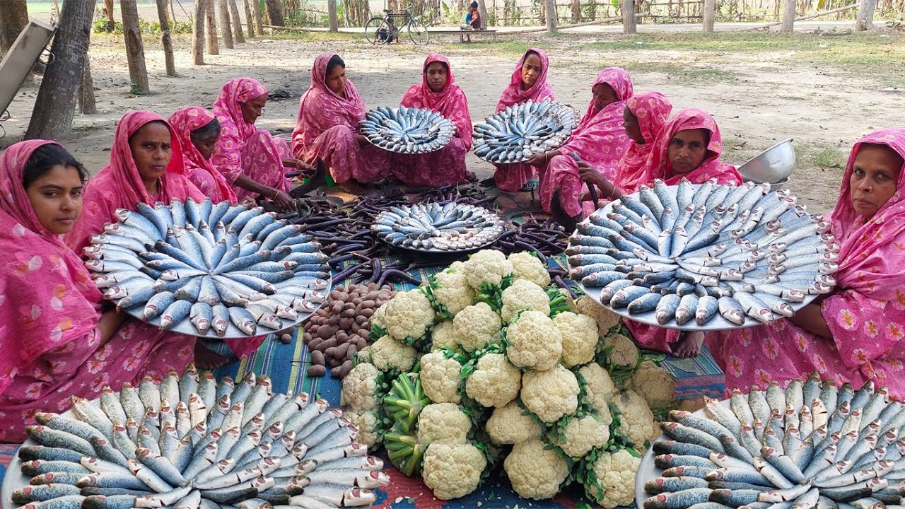500 Rui Fish Vegetable Curry Recipe - Traditional Bengali Fish Gravy ...