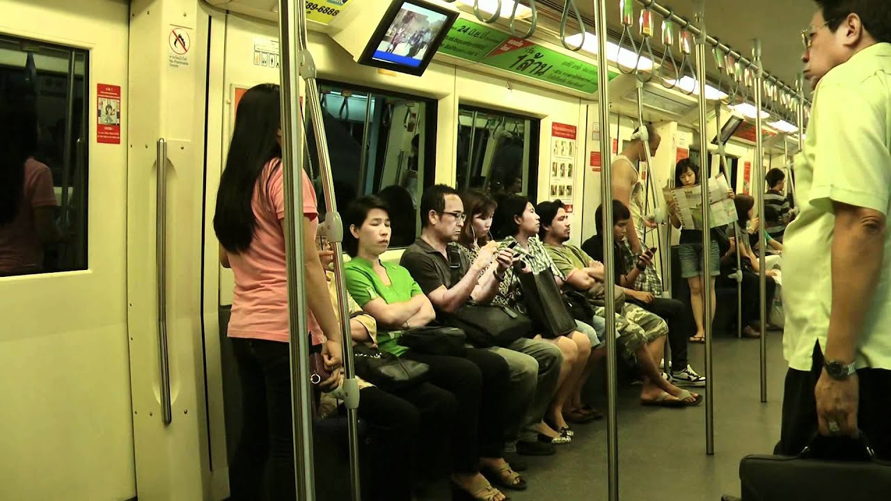 Bangkok metro (MTR) - YouTube