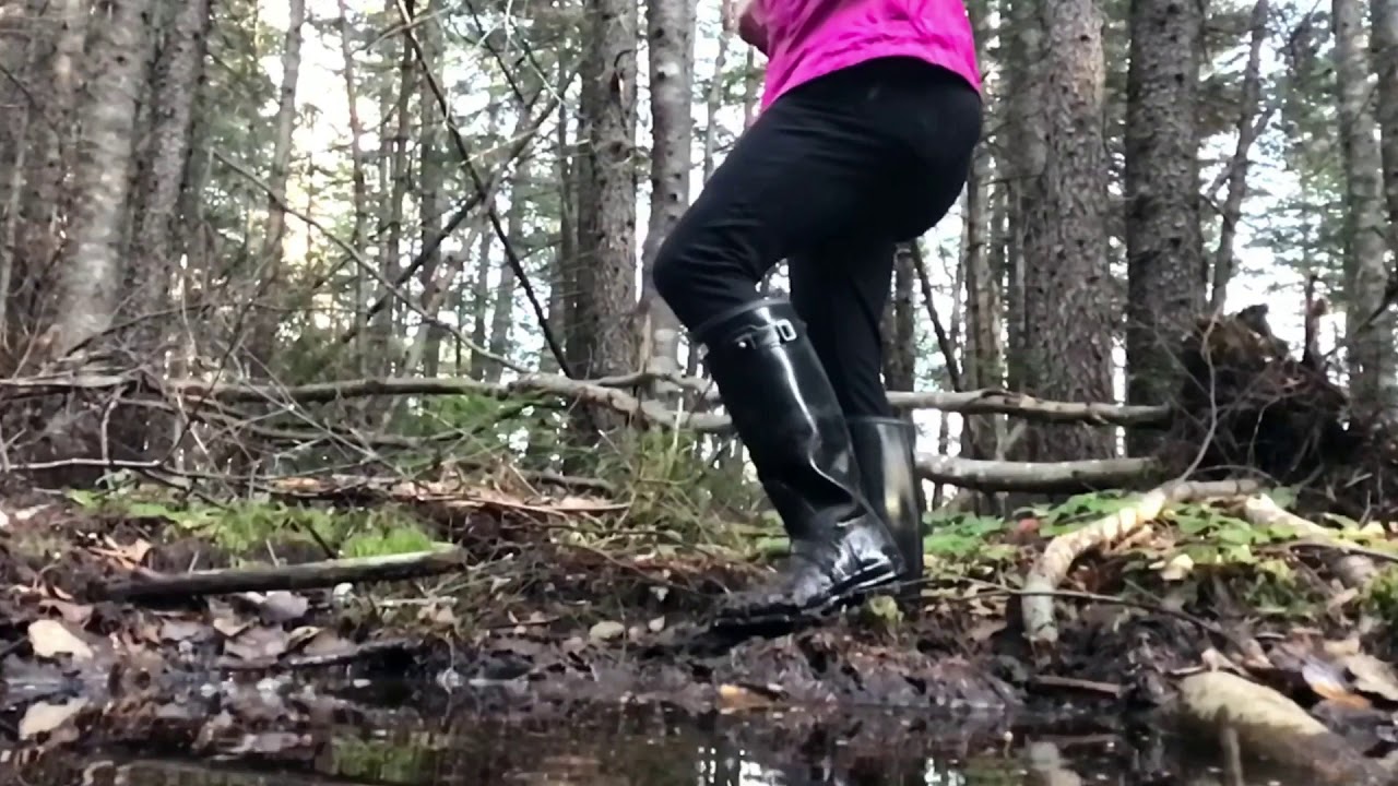 Suction noise with Hunter boots 18 - YouTube