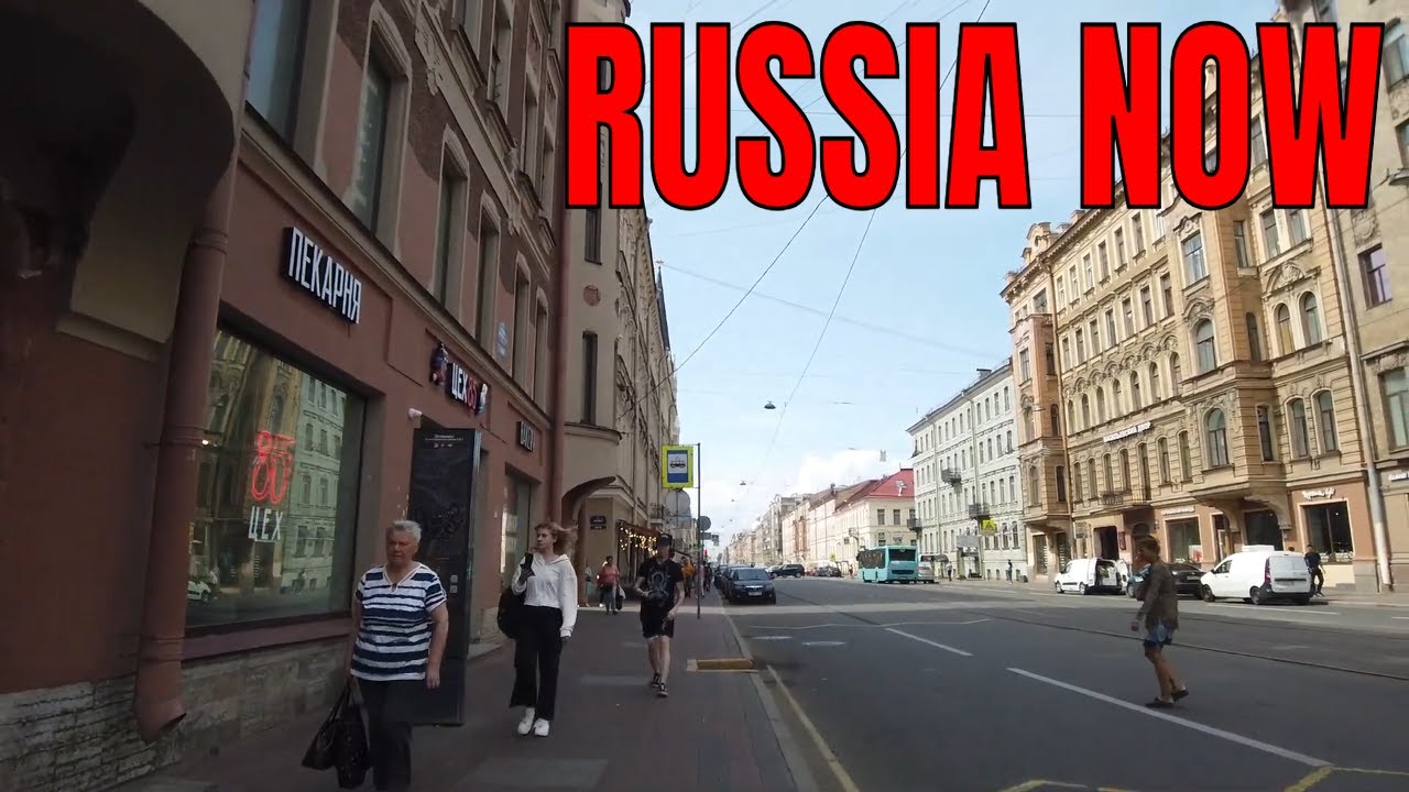 Real Life in Russia: Vasily island, ST. PETERSBURG Walk - YouTube