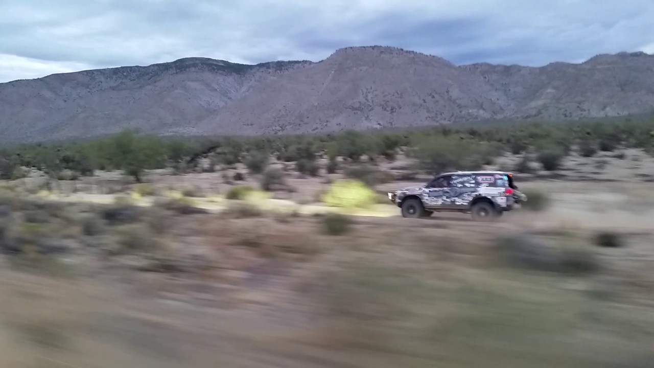 Canguro Racing Land Cruiser - Baja 1000 2016 RM725 - YouTube