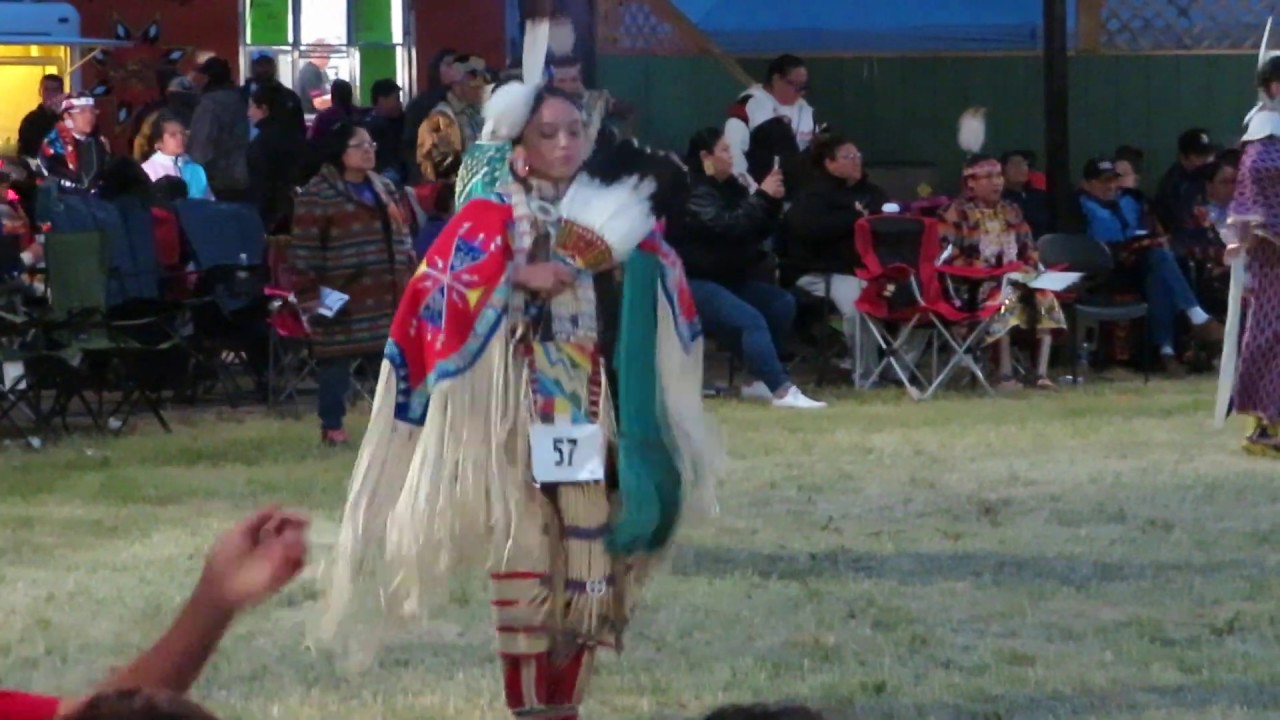 Santee/Lucky Mound Powwow 2019 Women's Traditional Saturday Night - YouTube