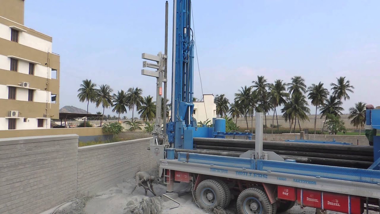 VHE INDIAN RIGS deepa bore wells - YouTube