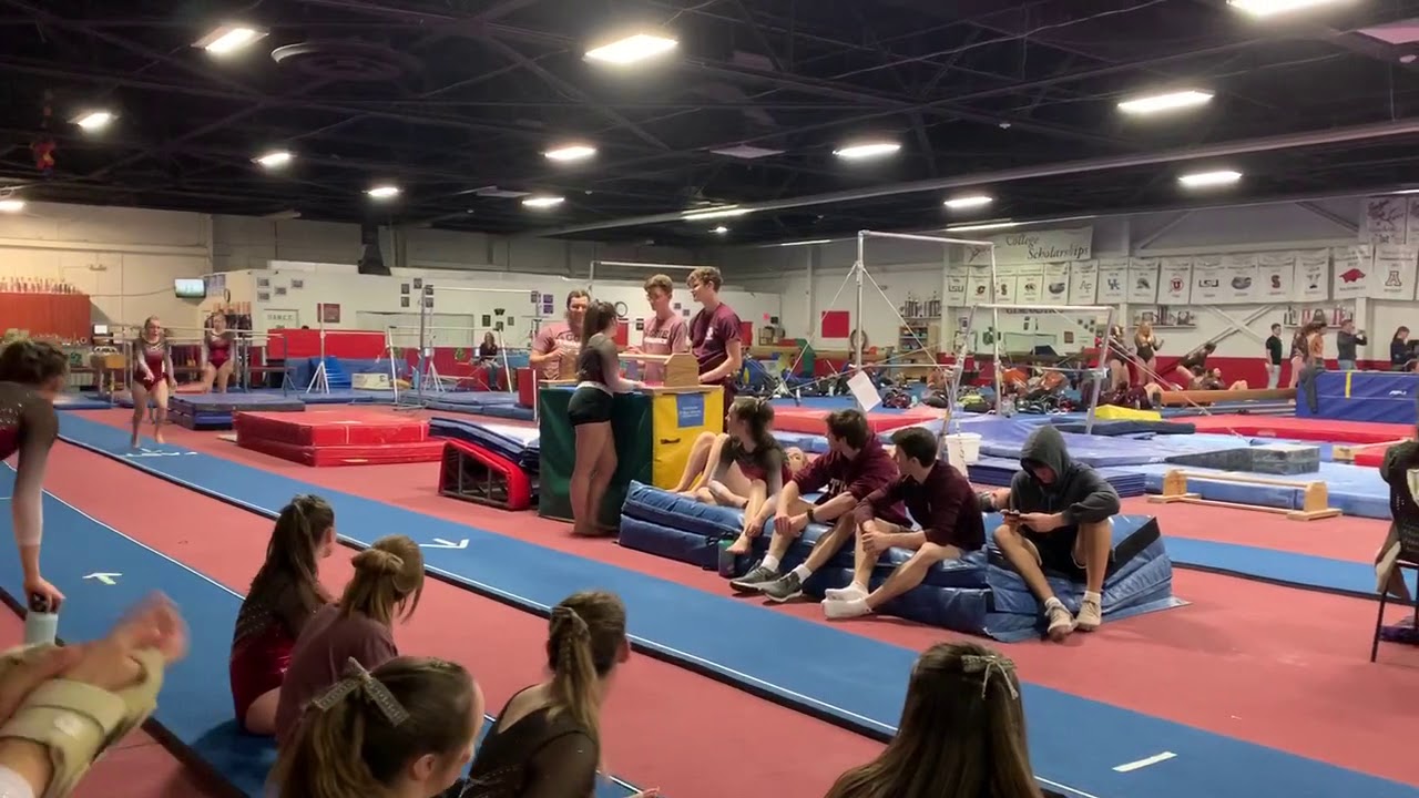 Anna Lightfoot - Vault 2 - 2020 UH Invitational - YouTube