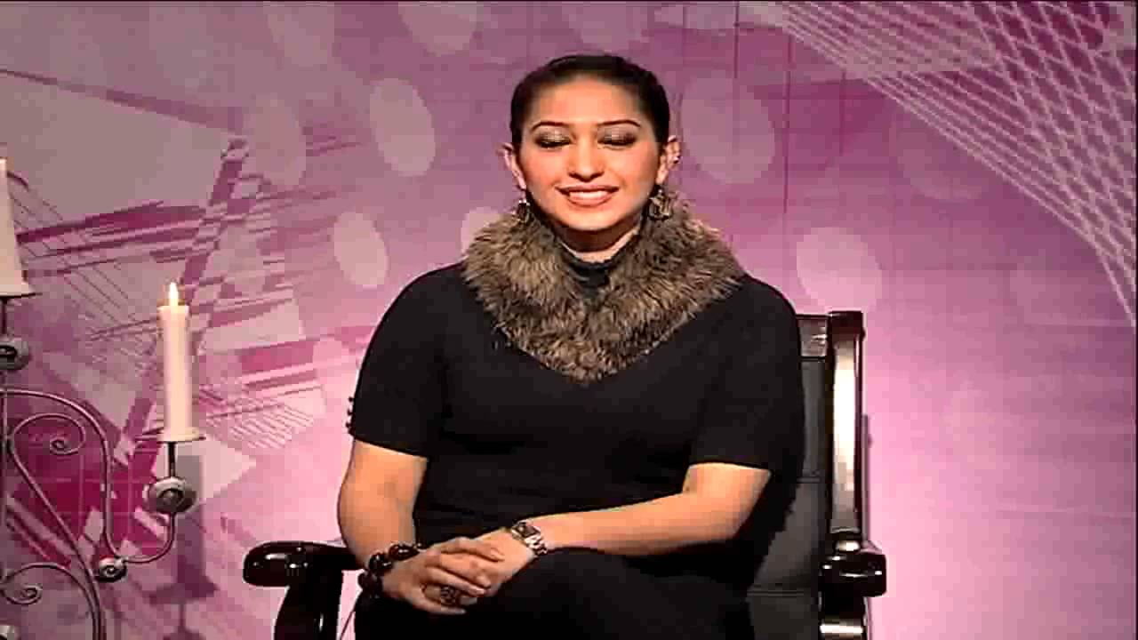 Meher Abbasi Special Show on Mothers Day - YouTube