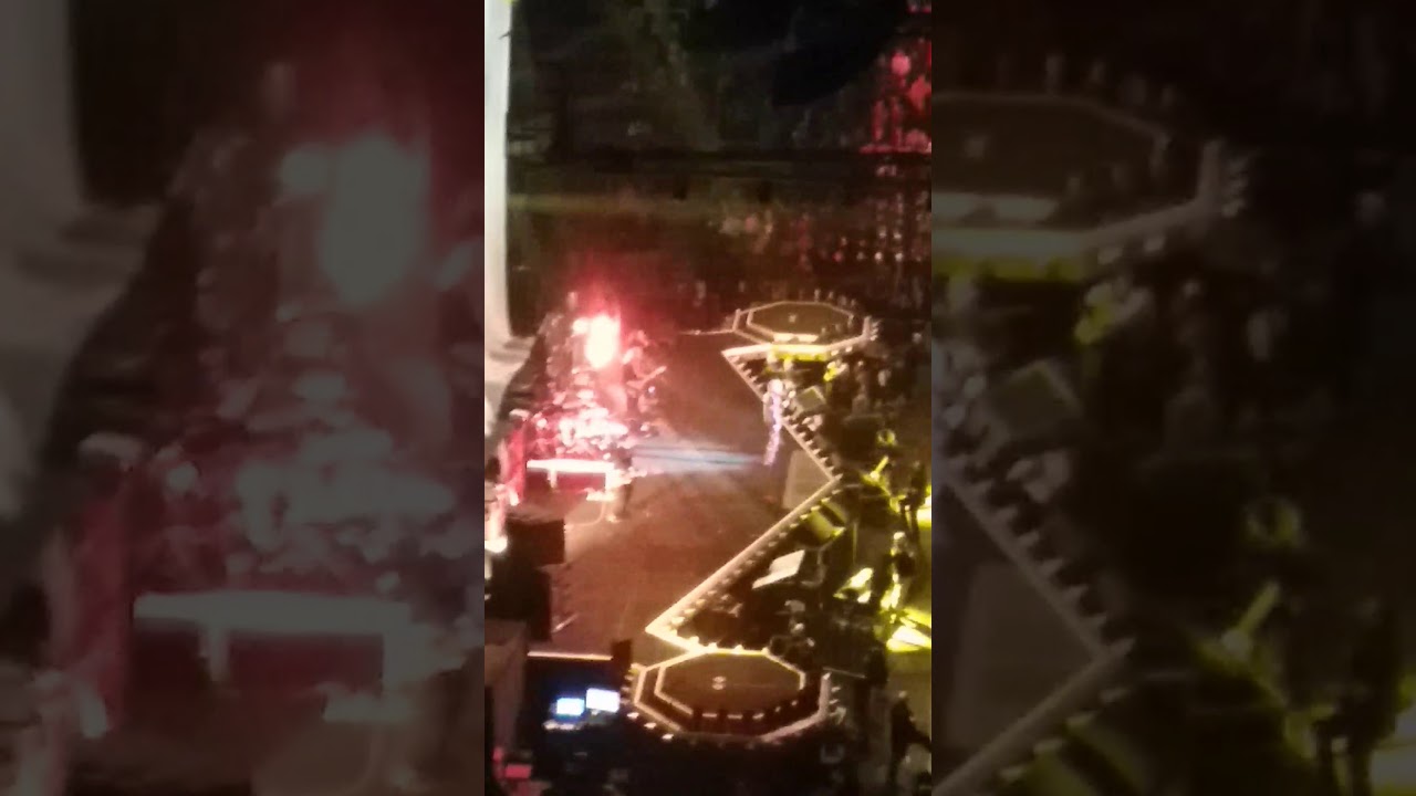 David Lee Ross- Panama, opener for kiss - YouTube